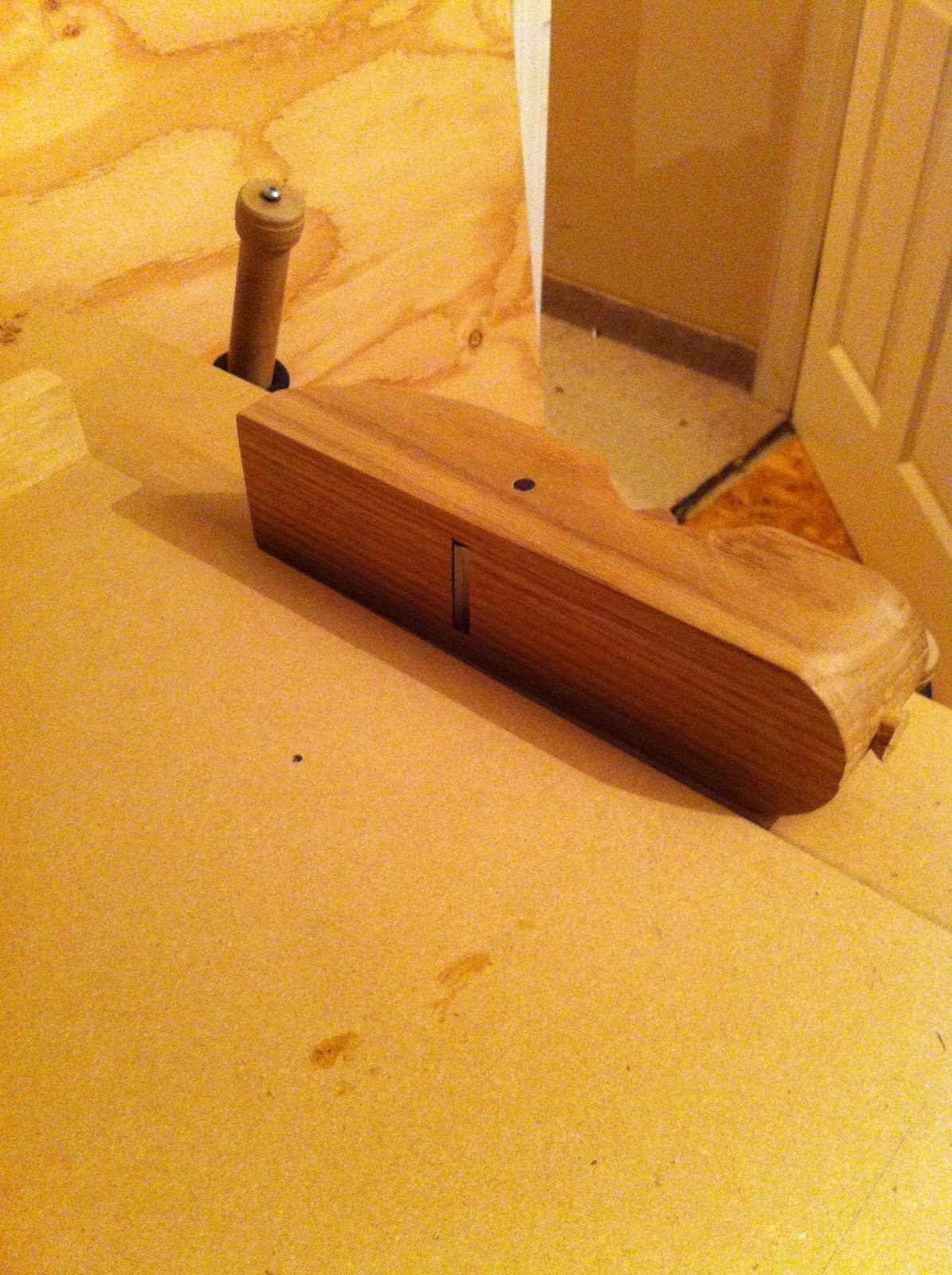 Arm Strong Tools: The shooting board plane that never was... until now